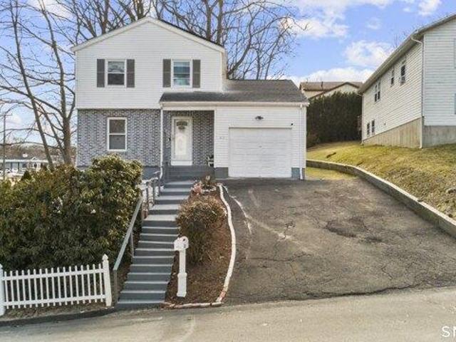 3 bedroom, Waterbury CT 06710 102529921