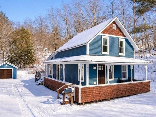 3 bedroom, Waterbury VT 05676 LS102824183