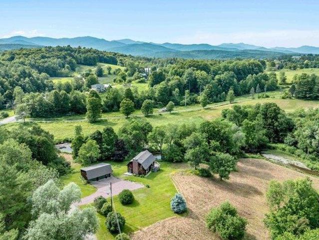 3 bedroom, Waterbury VT 05677 104761295