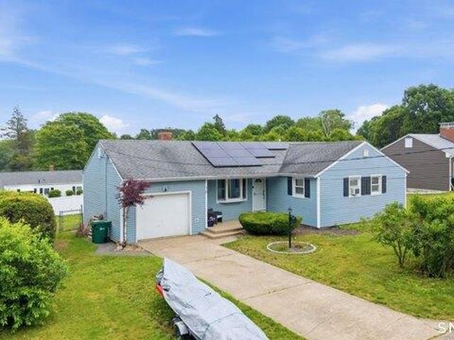 3 bedroom, Waterford CT 06375 104568776