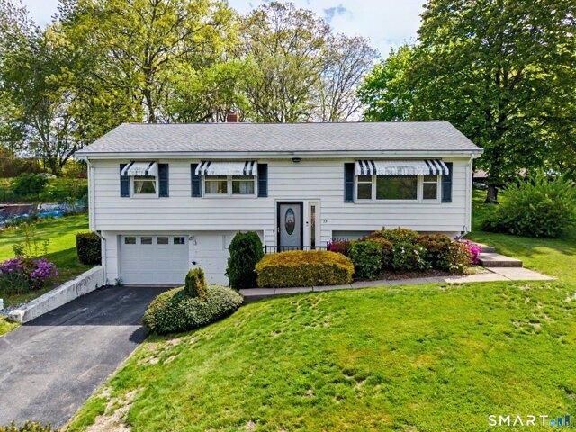 3 bedroom, Waterford CT 06385 103128555