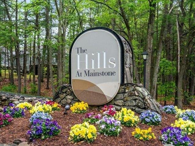 3 bedroom, Wayland MA 01778 102343881
