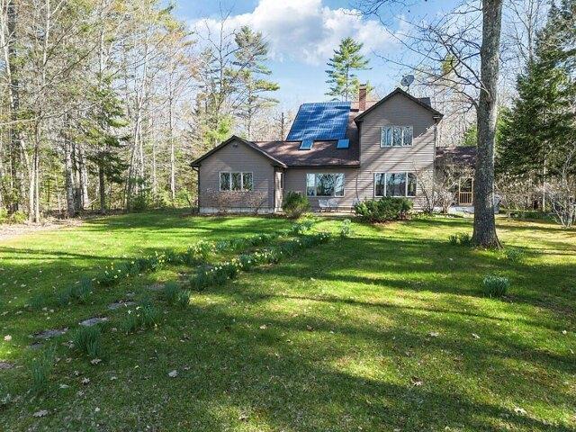 3 bedroom, Wayne ME 04284 LS102777407