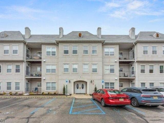 3 bedroom, Wayne NJ 07470 101801352