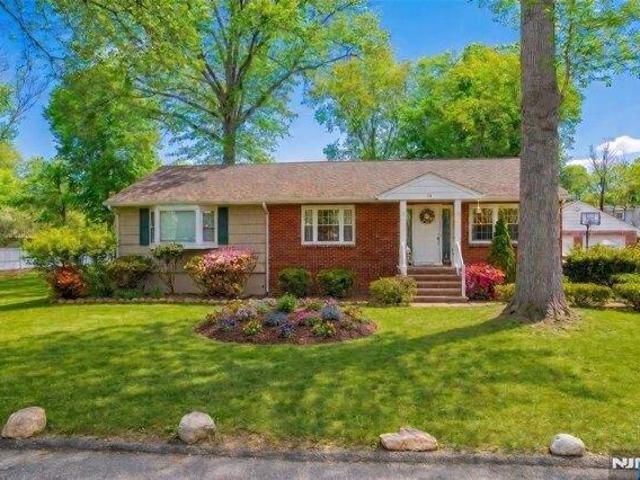 3 bedroom, Wayne NJ 07470 102780376
