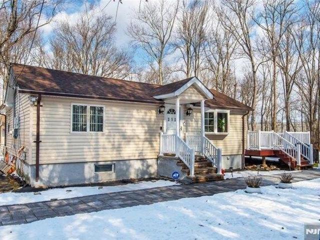 3 bedroom, Wayne NJ 07470 89063191