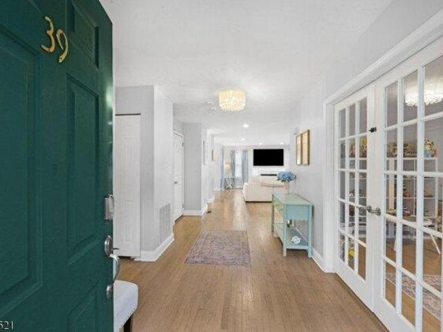 3 bedroom, Wayne NJ 07470 LS101799186