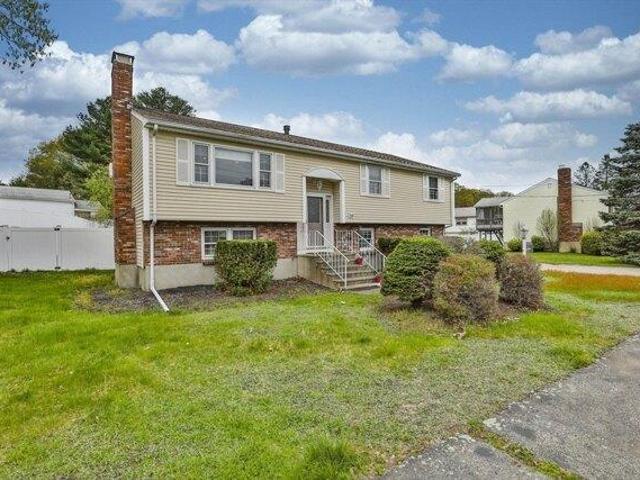 3 bedroom, Wakefield MA 01880 102725081
