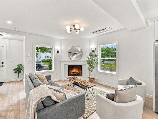 3 bedroom, Wakefield MA 01880 105060235
