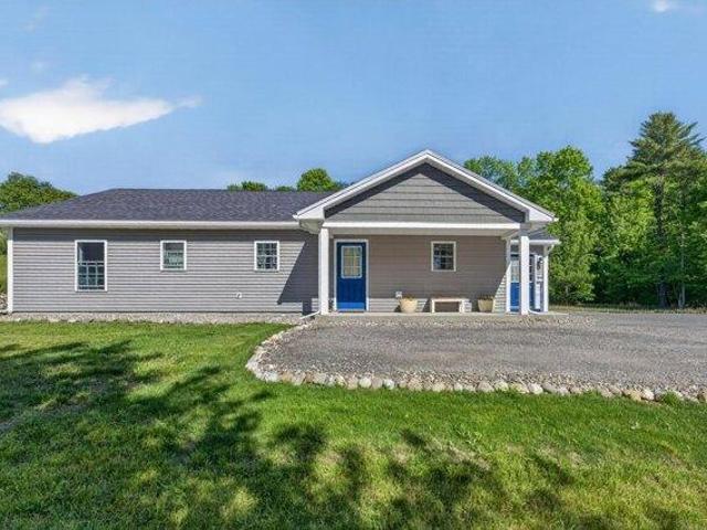3 bedroom, Waldo ME 04915 104810984
