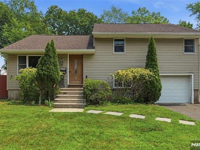 3 bedroom, Waldwick NJ 07463 104720193