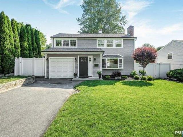 3 bedroom, Waldwick NJ 07463 102778069