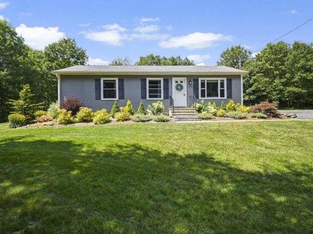 3 bedroom, Wales MA 01081 105095614
