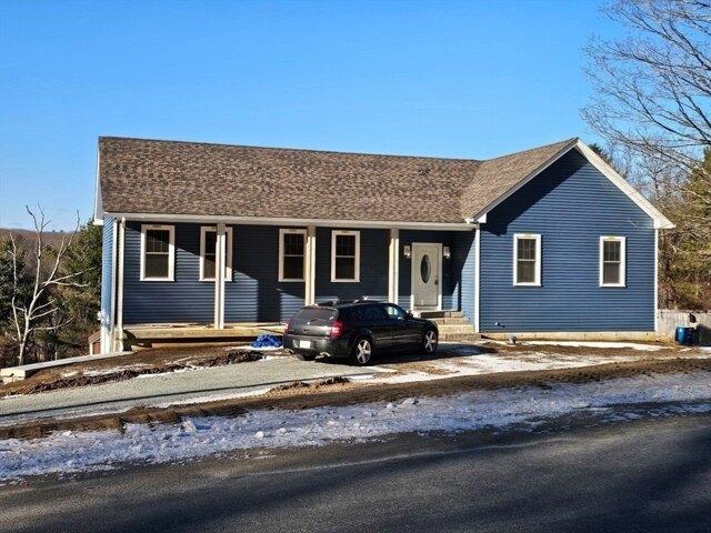 3 bedroom, Wales MA 01081 102372883