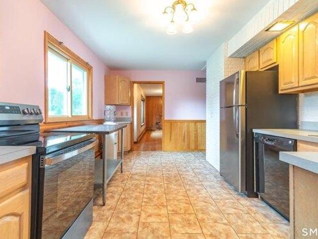 3 bedroom, Wallingford CT 06492 104920845