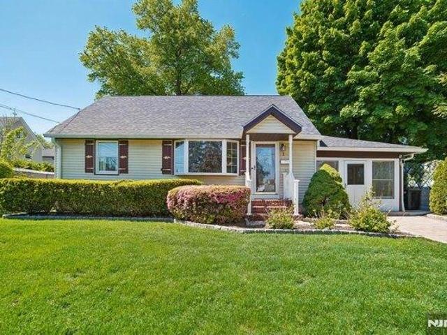 3 bedroom, Wallington NJ 07057 102558843