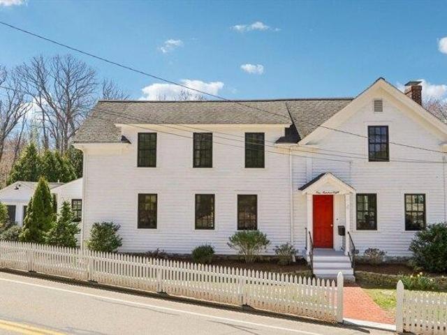 3 bedroom, Walpole MA 02081 102412126