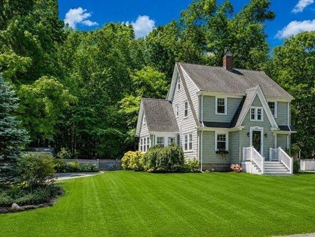 3 bedroom, Walpole MA 02081 103017732