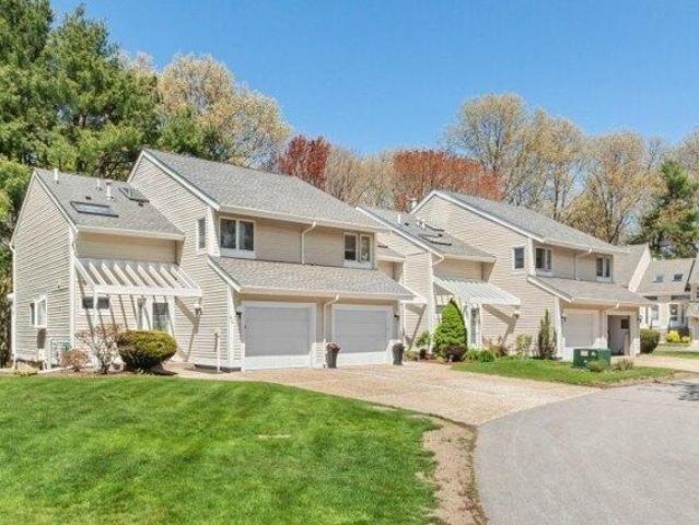 3 bedroom, Walpole MA 02081 LS102595503