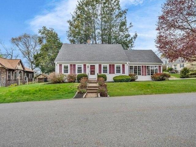 3 bedroom, Waltham MA 02453 102120177