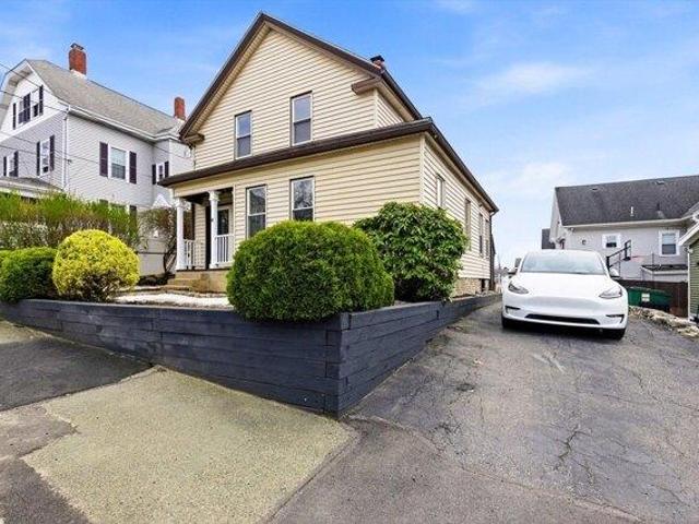 3 bedroom, Waltham MA 02453 103967040