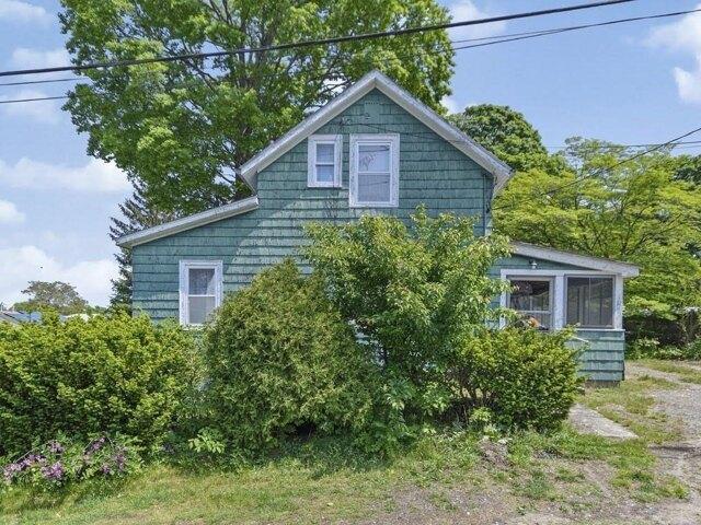 3 bedroom, Waltham MA 02453 104442223