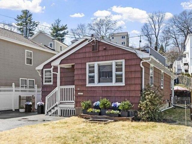 3 bedroom, Waltham MA 02451 102960860