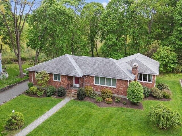 3 bedroom, Waltham MA 02451 103888543