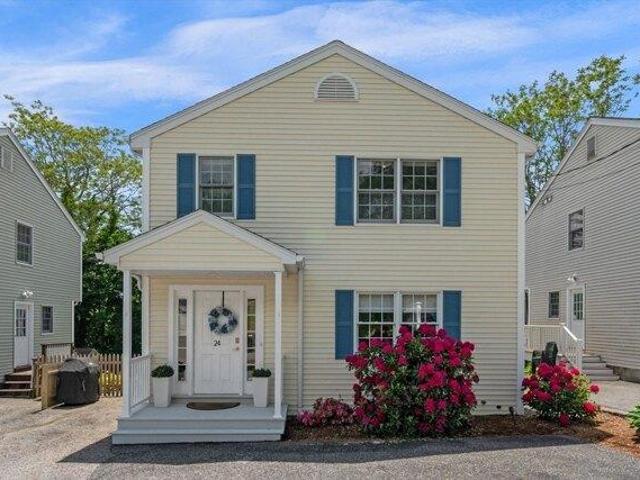 3 bedroom, Waltham MA 02451 103101114