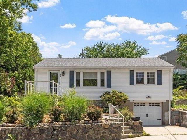 3 bedroom, Waltham MA 02451 104112913