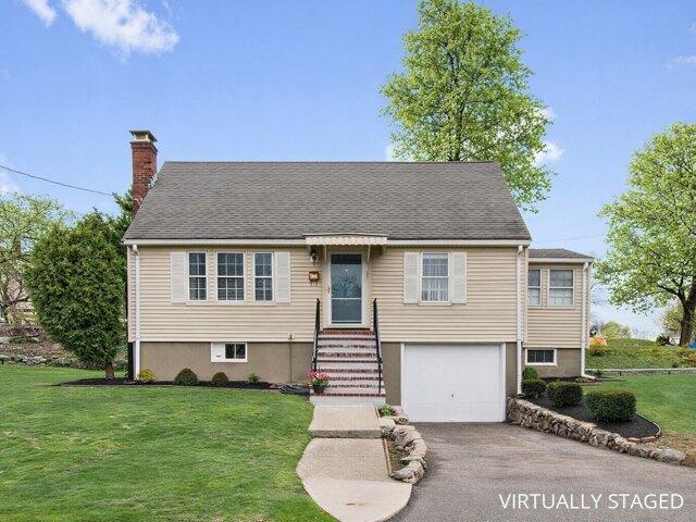 3 bedroom, Waltham MA 02452 102214014