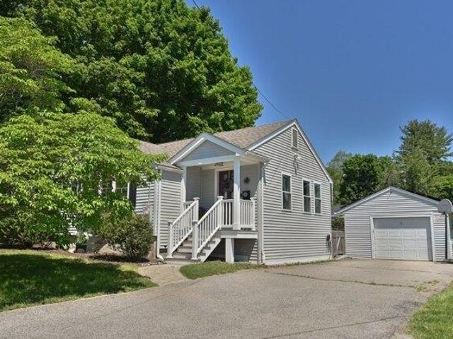 3 bedroom, Waltham MA 02452 103160055