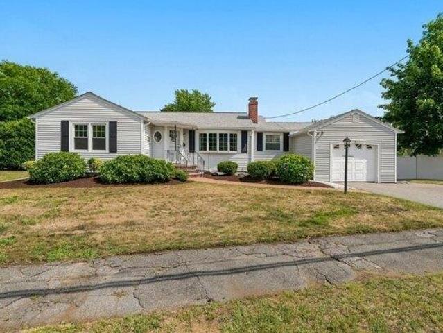 3 bedroom, Waltham MA 02452 104715759