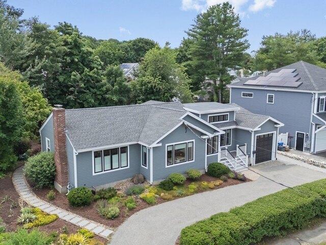 3 bedroom, Waltham MA 02452 104112172