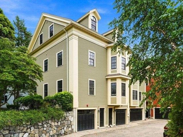 3 bedroom, Waltham MA 02452 105440877