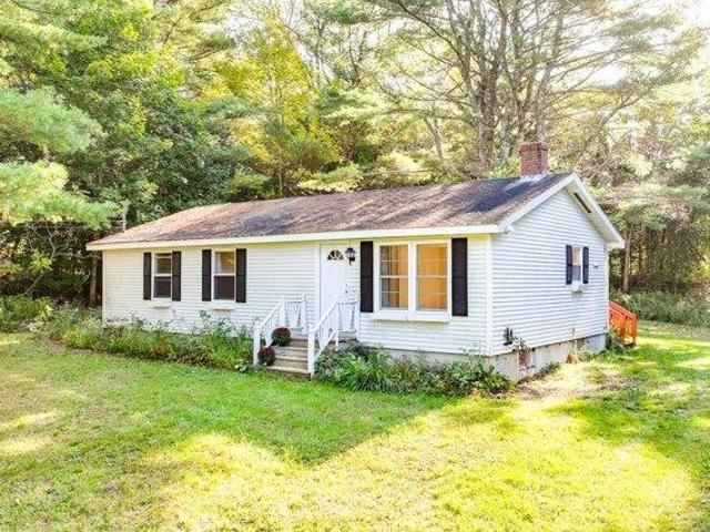 3 bedroom, Warren ME 04864 LS103034043