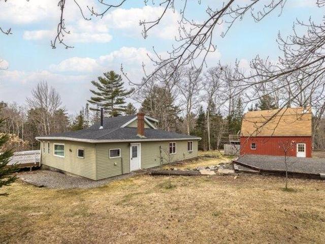 3 bedroom, Warren ME 04864 102255053