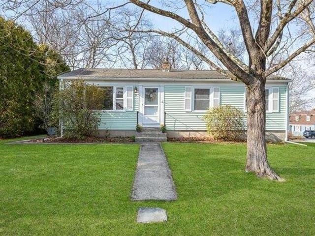3 bedroom, Warren RI 02885 102447765