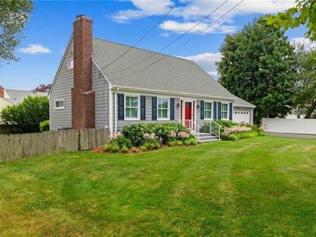 3 bedroom, Warren RI 02885 104077776