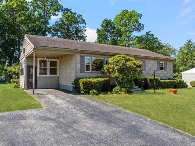 3 bedroom, Warren RI 02885 104570558