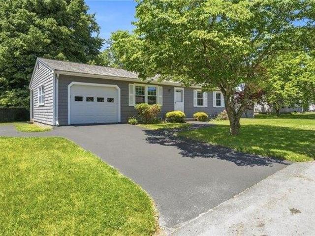 3 bedroom, Warren RI 02885 104571185