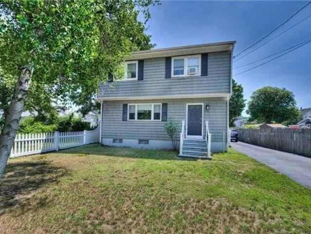 3 bedroom, Warren RI 02885 104571351