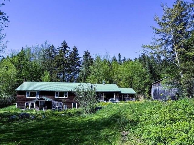 3 bedroom, Warren VT 05674 LS103101088