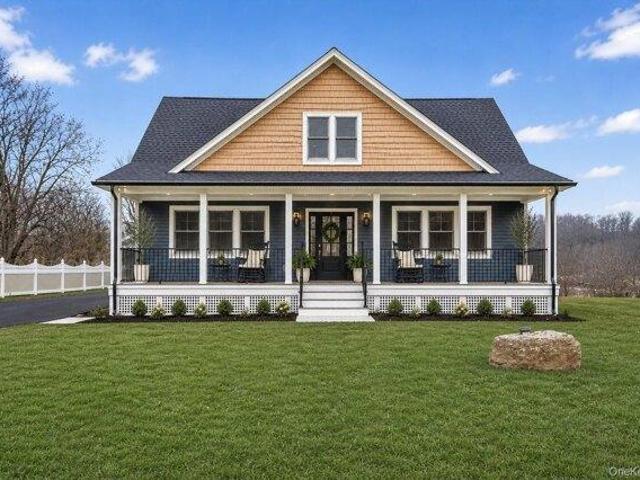 3 bedroom, Warwick NY 10990 LS102565155