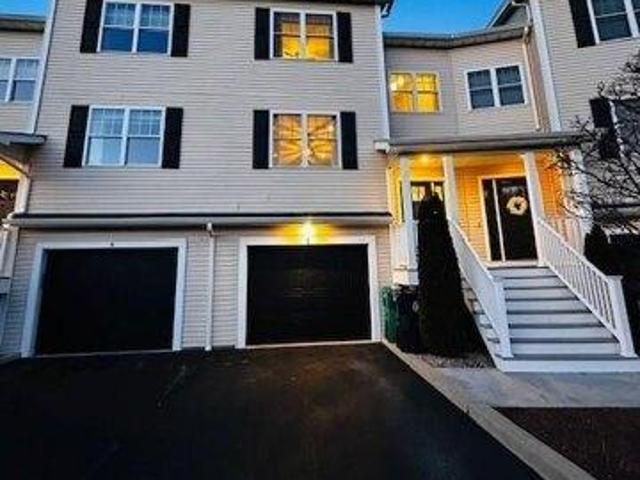 3 bedroom, Warwick RI 02886 102369520