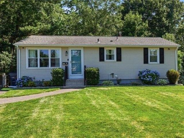 3 bedroom, Warwick RI 02886 104567919