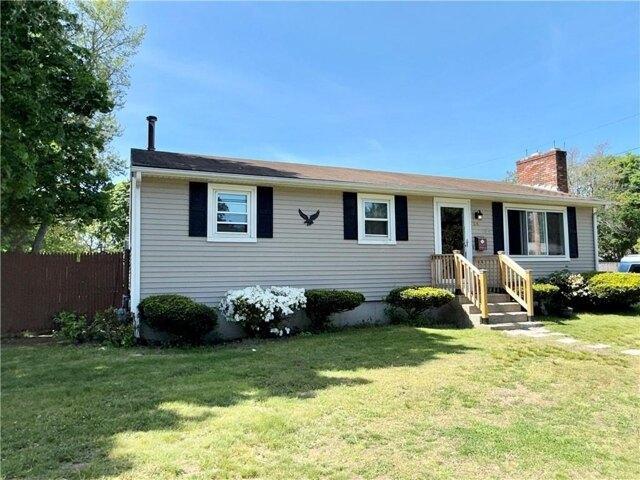 3 bedroom, Warwick RI 02886 LS102530334