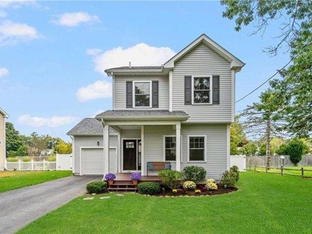 3 bedroom, Warwick RI 02888 102447587