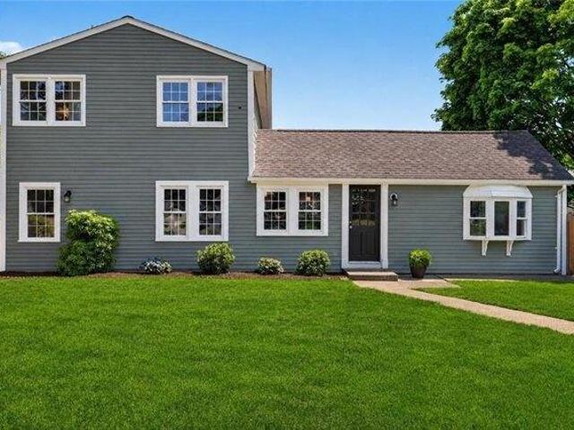 3 bedroom, Warwick RI 02888 103494629
