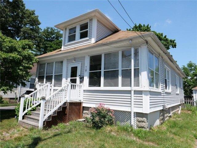 3 bedroom, Warwick RI 02888 104608213